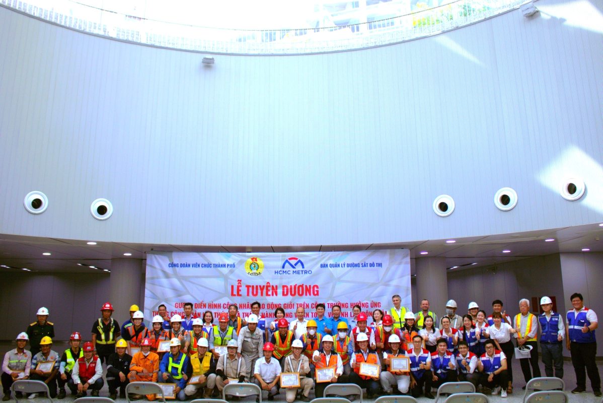 Ceremony To Honor Outstanding Workers - Artelia Viet Nam